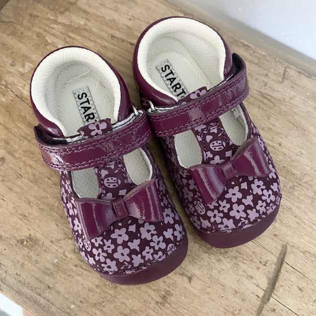 First Shoes – Minis Shoe Shop